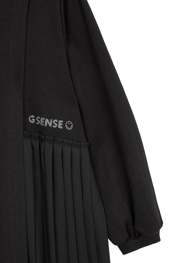 Gcut지컷 Smiley® 스마일리 플리츠 믹스 저지 원피스 Sivillage 에스아이빌리지