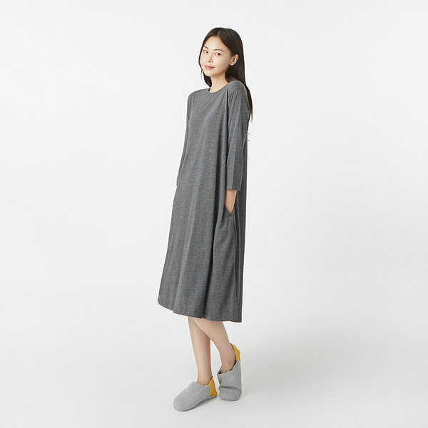 Jaju자주 레이온 블렌드 원피스 Sivillage 에스아이빌리지