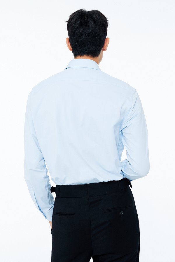Man On The Boon맨온더분 Xacus Active 테일러드 핏 스트레치 셔츠 Sivillage 에스아이빌리지