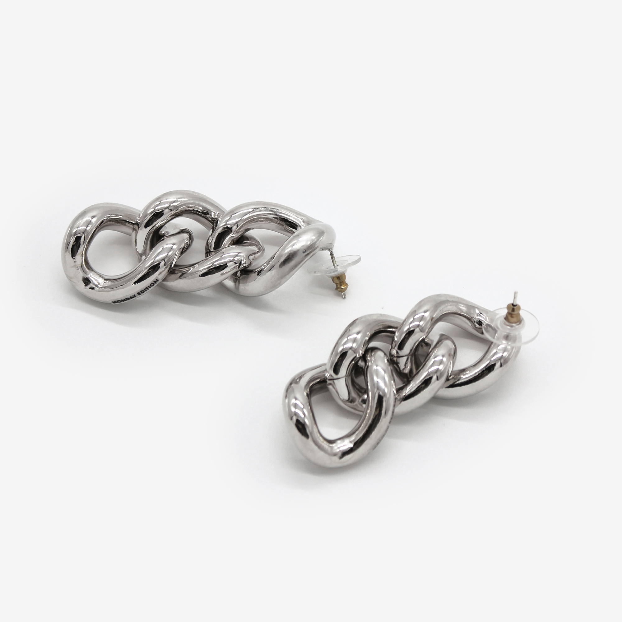 MONDAY EDITION(먼데이에디션) new bold chain earring - silver | S.I.VILLAGE ...