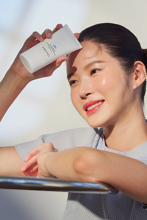 유브이 에센스 워터리 프로텍티브 크림 Spf 50 Pa Sivillage