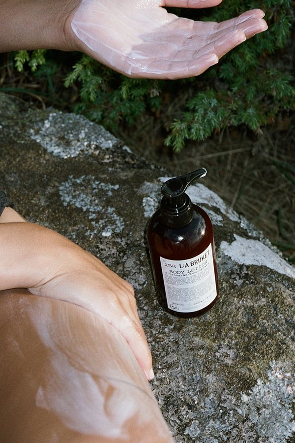 La Bruket라부르켓 바디 로션 엘더 240ml Sivillage 에스아이빌리지
