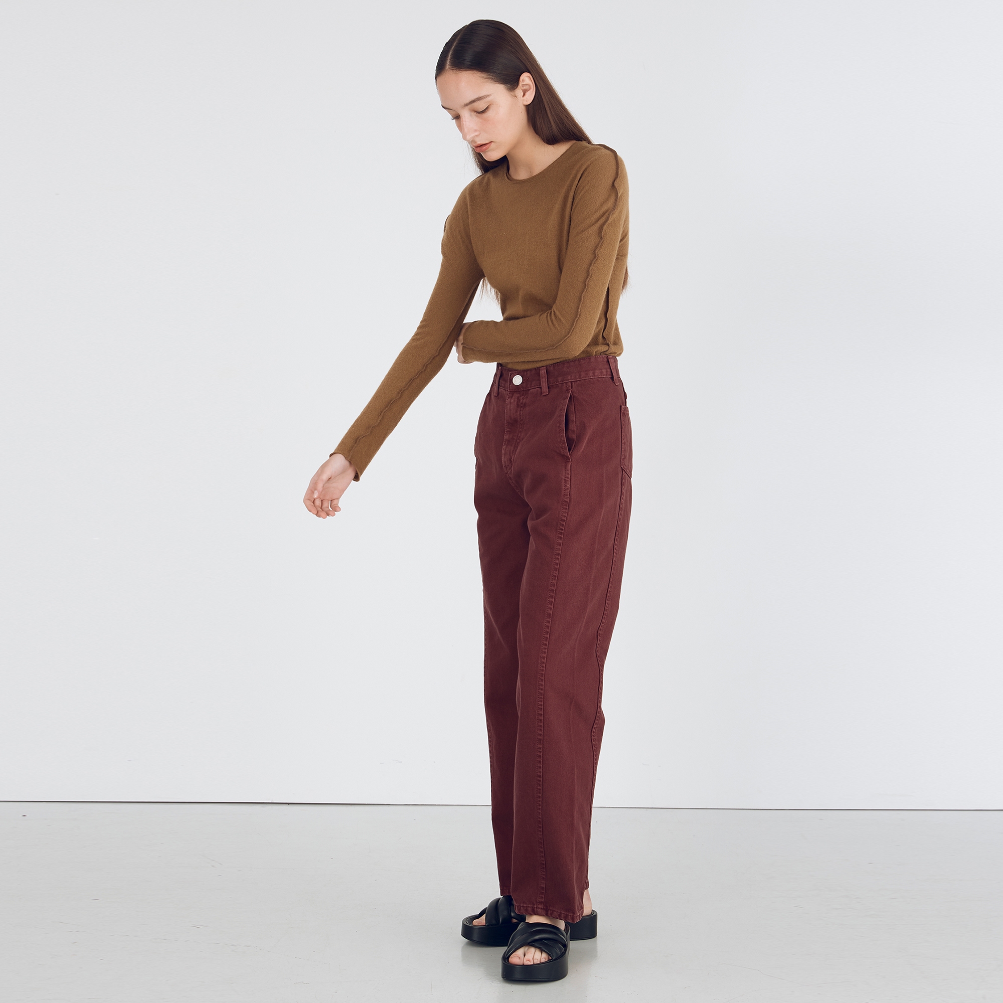 WNDERKAMMER(분더캄머) One line T-Shirt_Khaki | S.I.VILLAGE (에스아이빌리지)