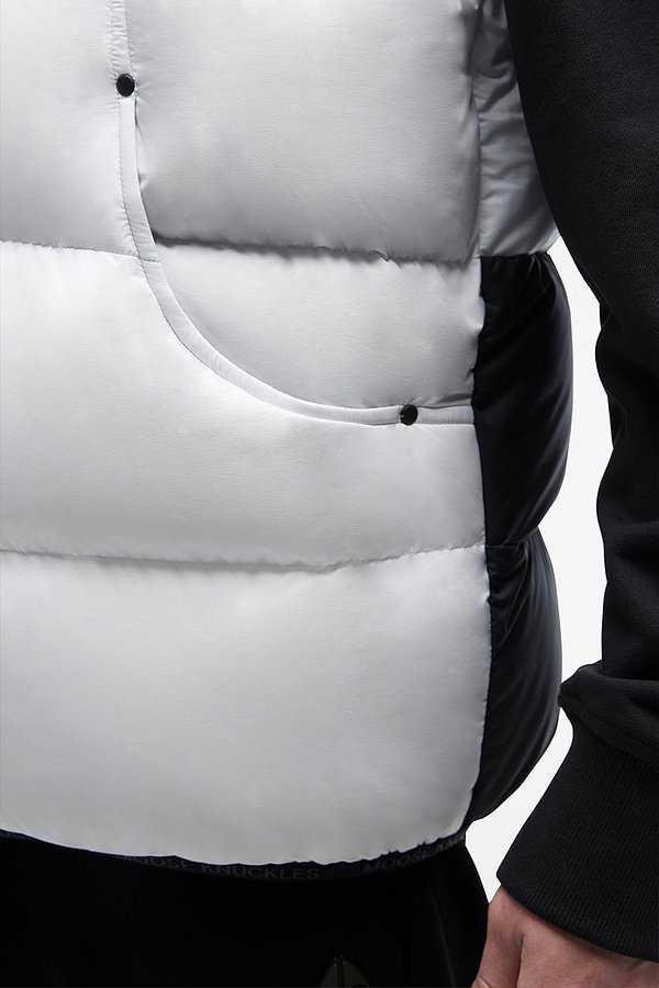 Moose Knuckles무스너클종료 무스너클 남성 패딩 조끼 부쉬위크 다운 베스트 Mens Bushwick Vest