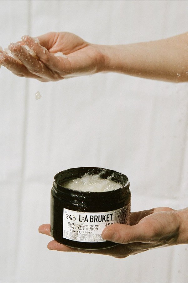 La Bruket라부르켓 씨 솔트 스크럽 엘더 420g Sivillage 에스아이빌리지