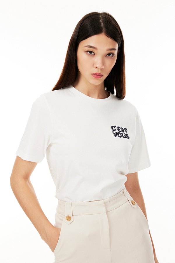 Gcut지컷 비즈 자수 레터링 티셔츠 Sivillage 에스아이빌리지