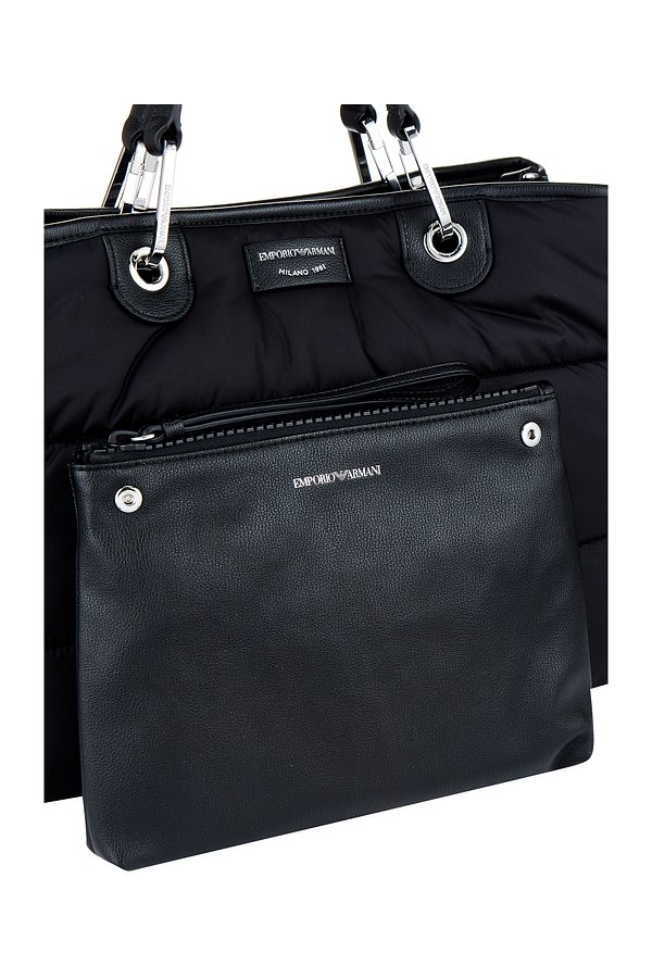 Emporio Armani엠포리오 아르마니 여성 로고 패치 패딩 미디엄 쇼퍼백 Sivillage 에스아이빌리지