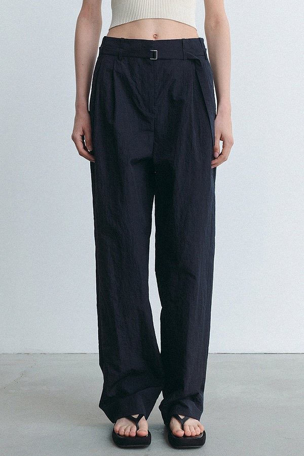 LE(르) belted two tucked pants (dark navy) | S.I.VILLAGE (에스아이빌리지)