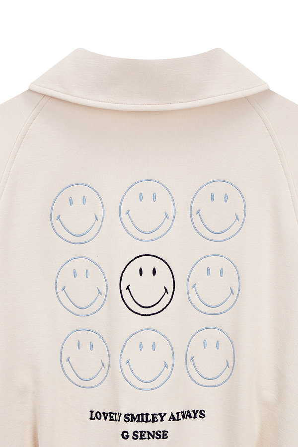 Gcut지컷 Smiley® 스마일리 카라 넥 맨투맨 Sivillage 에스아이빌리지